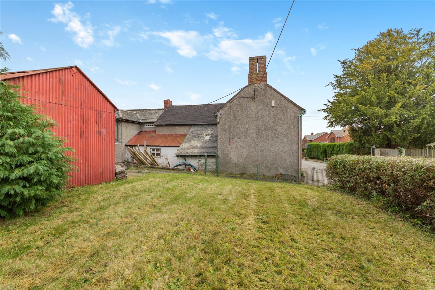 The Old Post Office, Castle Caereinion, Welshpool - Roger Parry & Partners