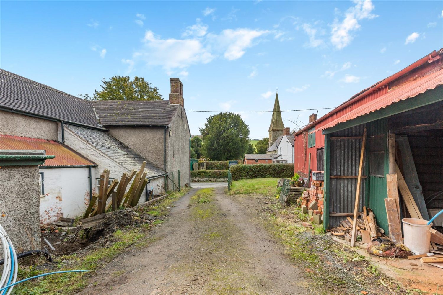 The Old Post Office, Castle Caereinion, Welshpool - Roger Parry & Partners